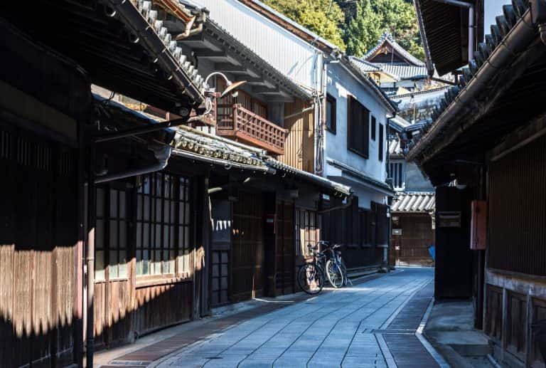 5 Fun and Easy DAY TRIPS from HIROSHIMA (How to Get There+Things to Do ...