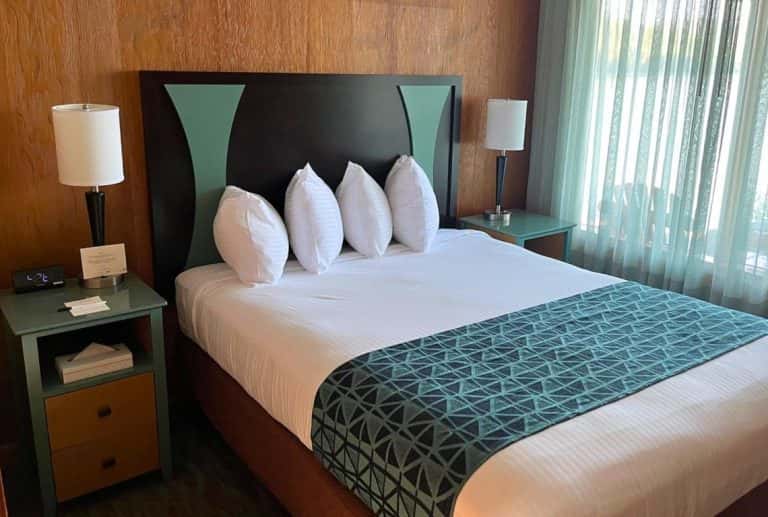 14 Best Places to Stay in Glacier National Park (Inside the Park, West ...