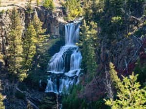 16 Best Stops on Yellowstone Grand Loop Drive (Maps+Useful Tips ...