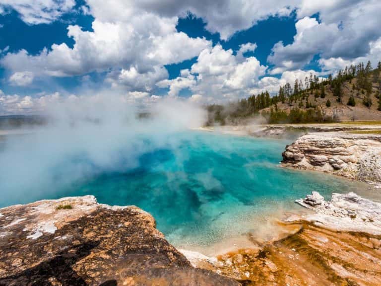 23 Best Stops on Yellowstone Lower Loop Drive (Maps+Useful Tips ...